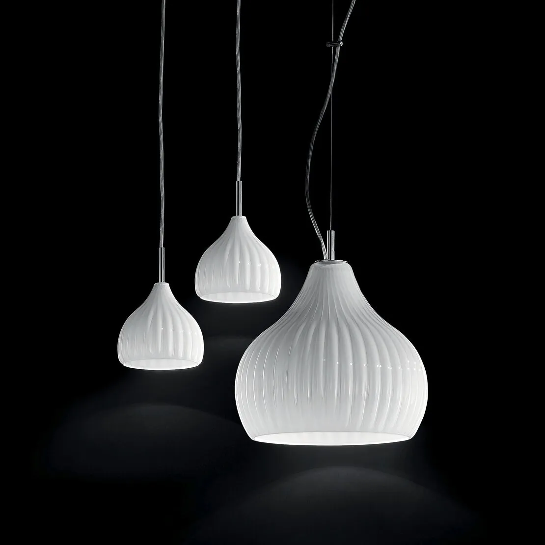 Suspended lamps, hanging and pendant lamps